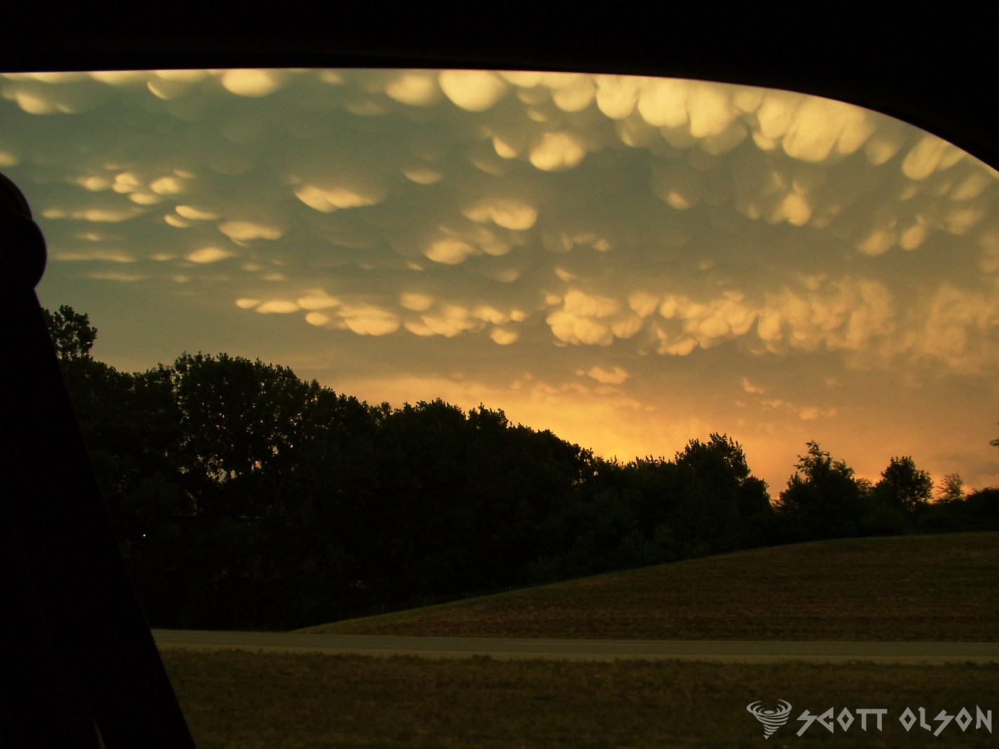 Mammatus Clouds: Nature's Breathtaking Spectacle in the Sky ...